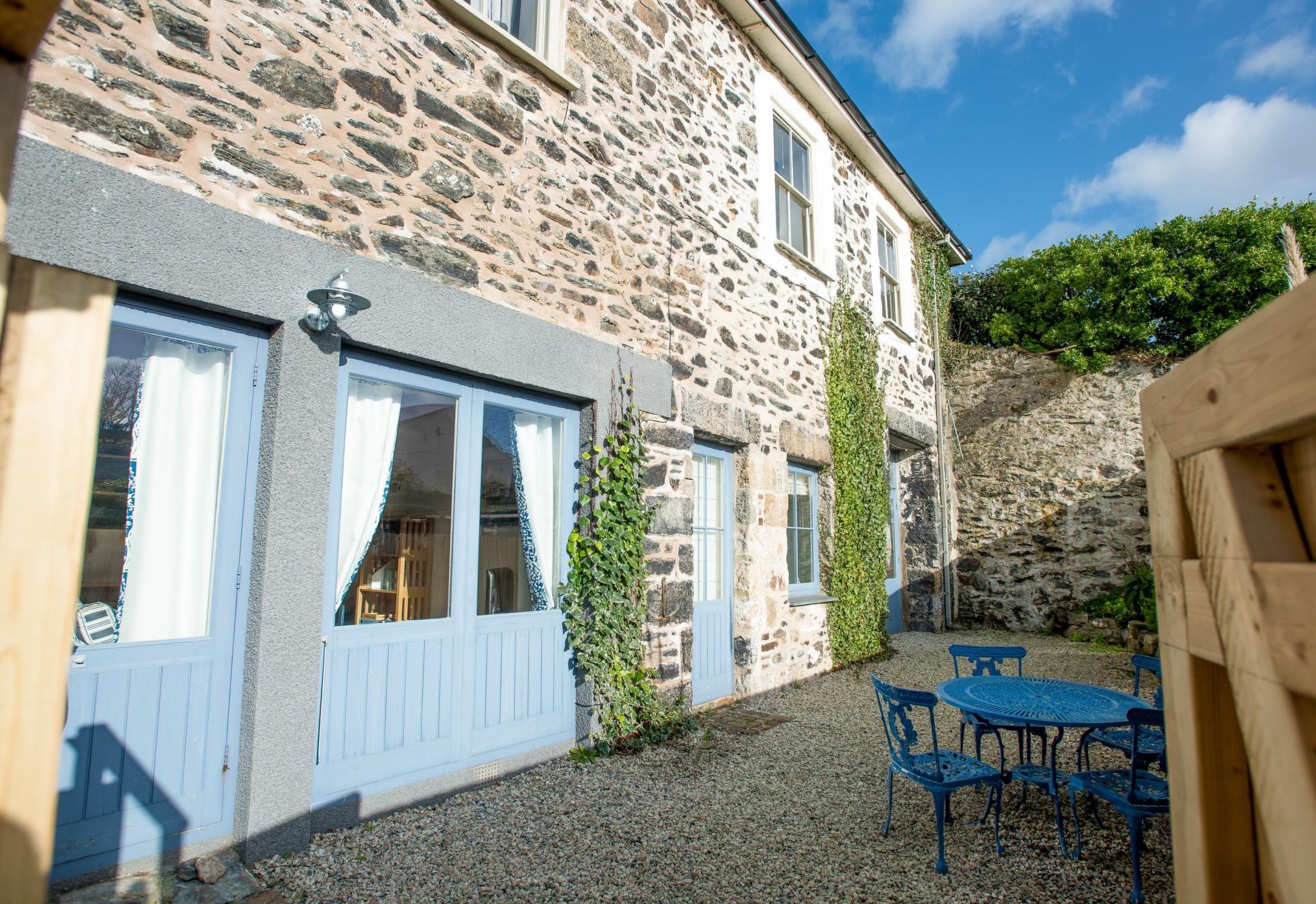 The Old Coach House, Marazion | Aspects Holidays