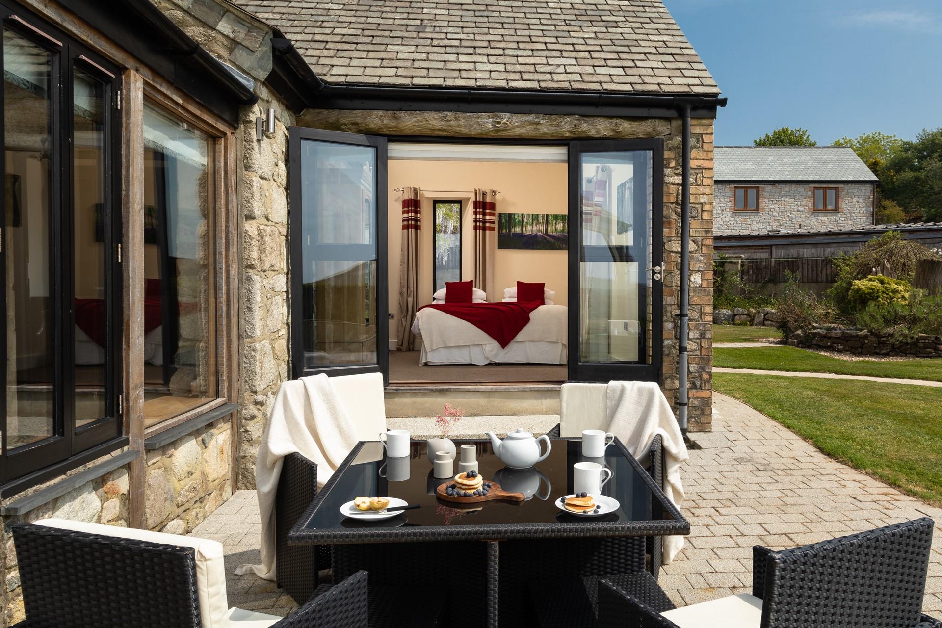 Snug Barn, Mid Cornwall | Aspects Holidays