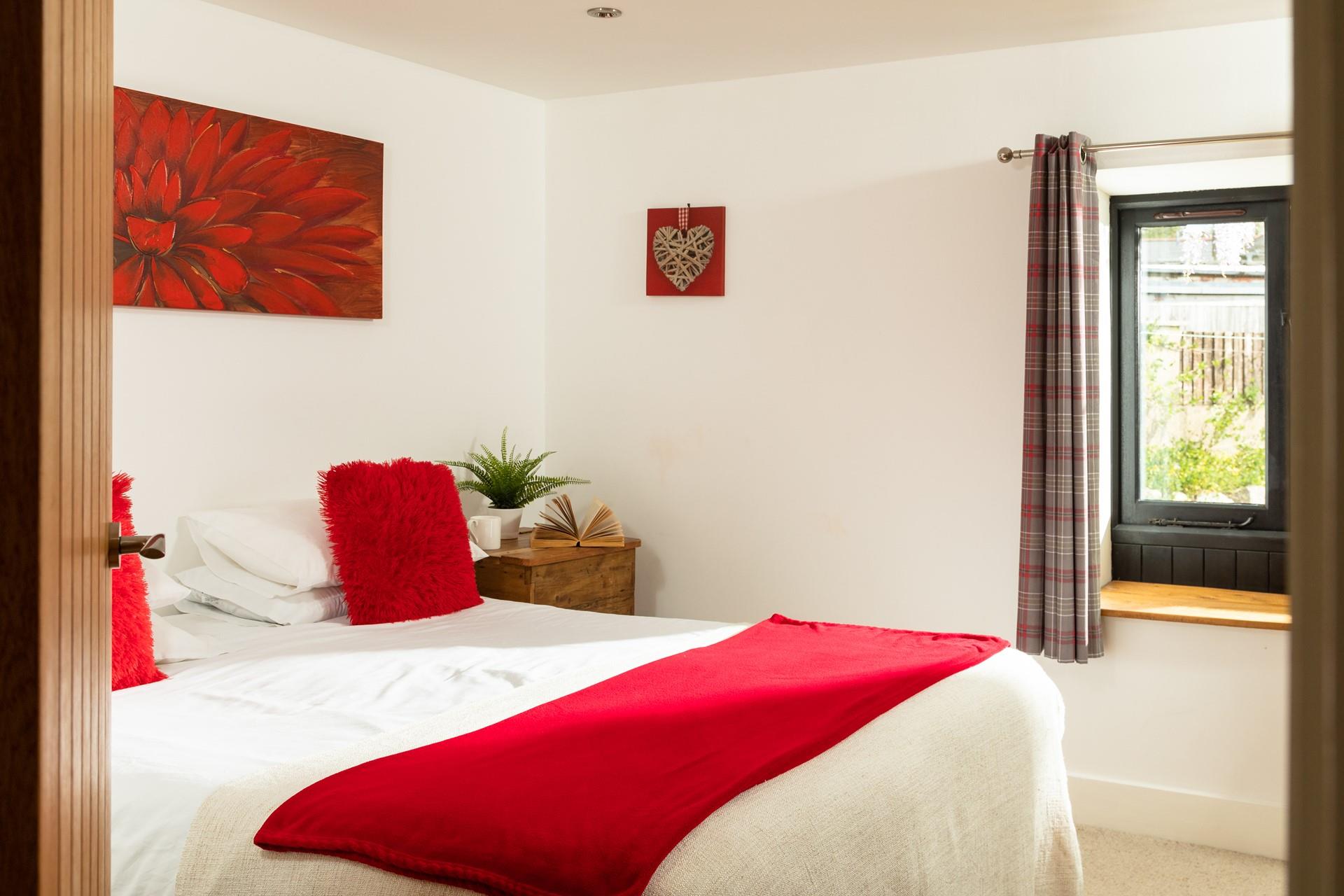 Snug Barn, Mid Cornwall | Aspects Holidays