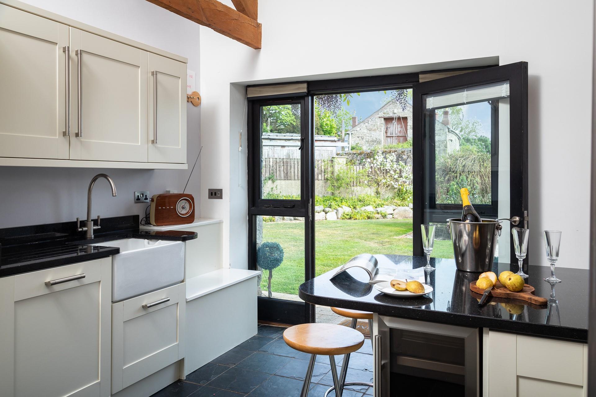 Snug Barn, Mid Cornwall | Aspects Holidays