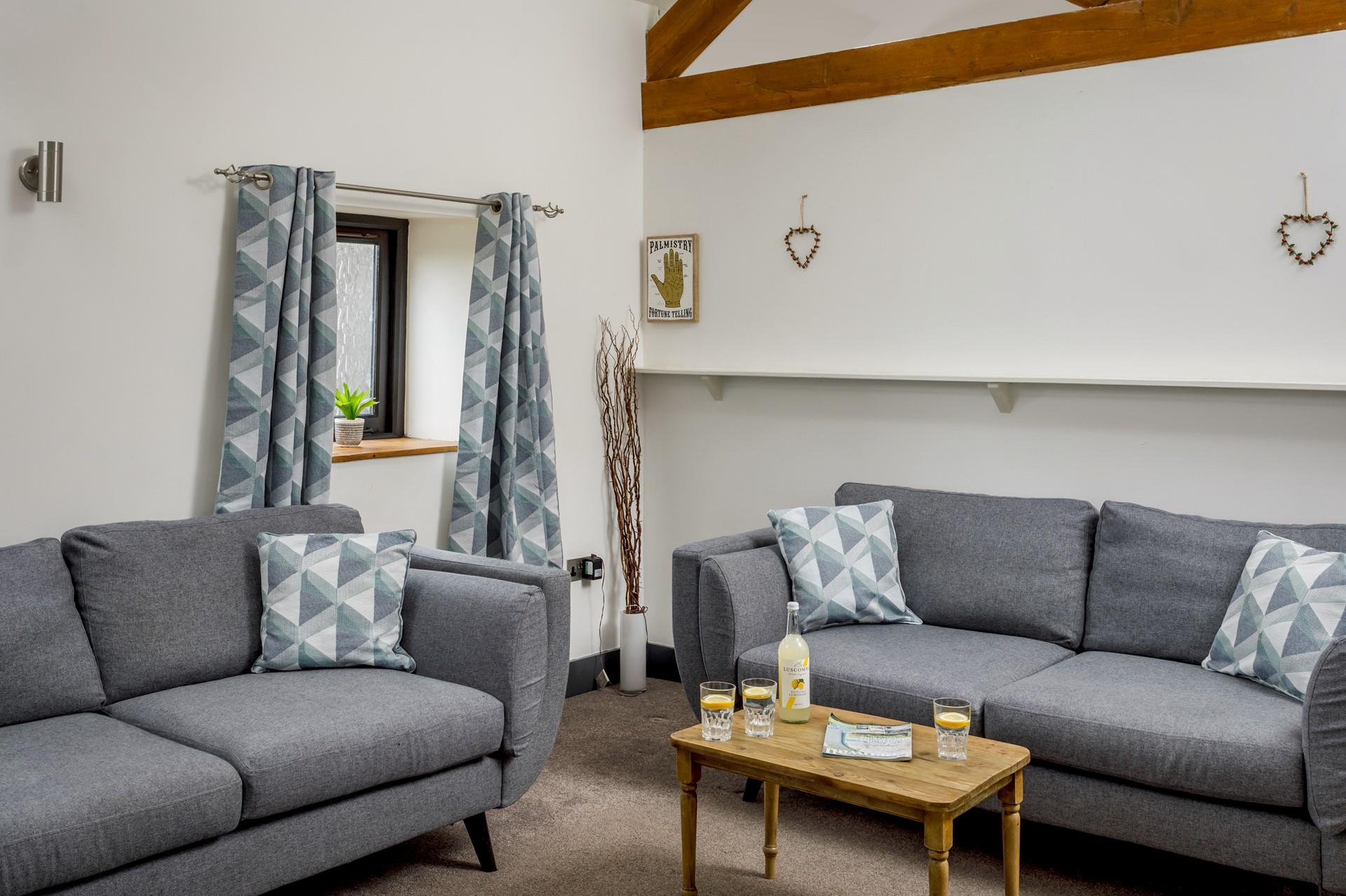 Snug Barn, Mid Cornwall | Aspects Holidays