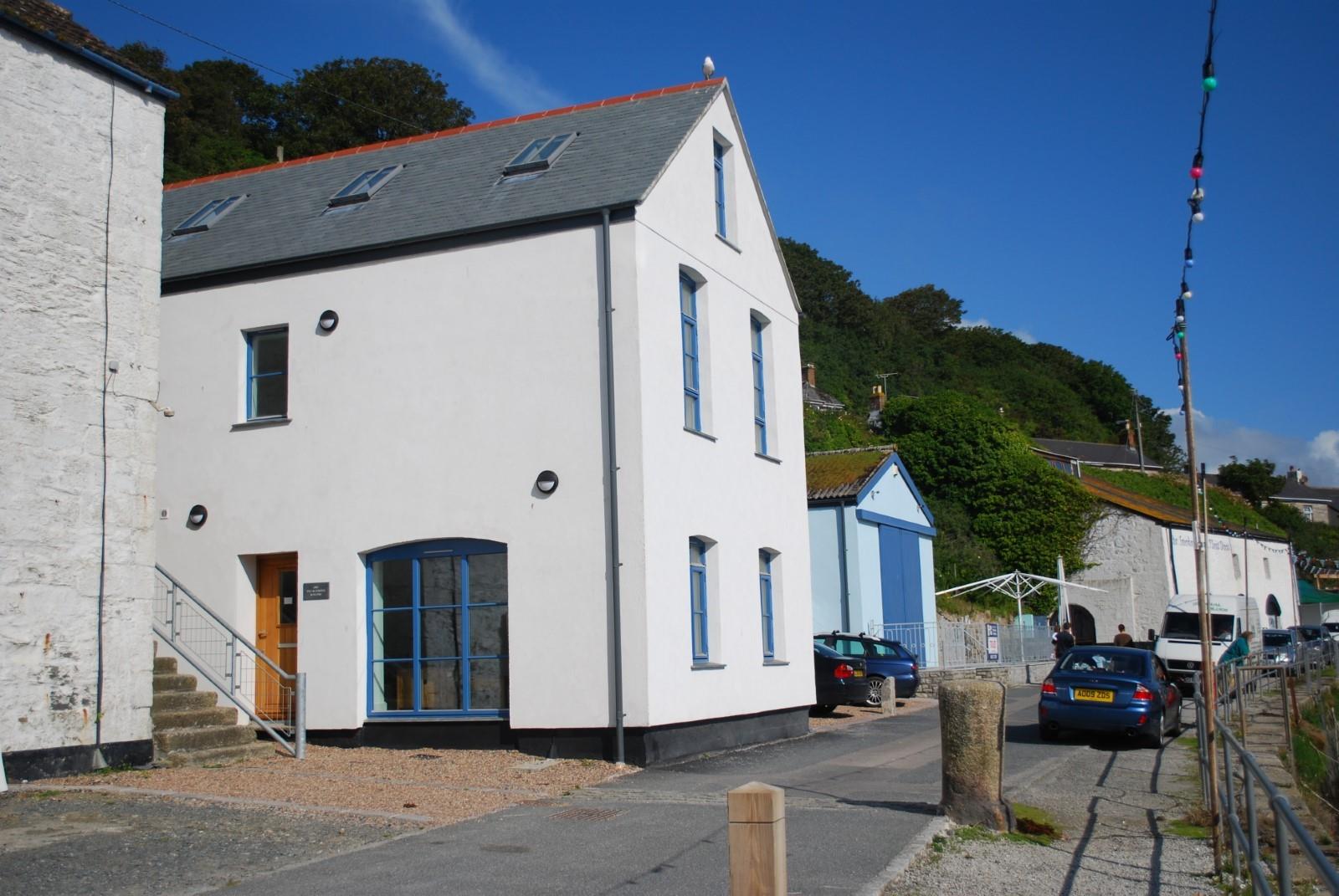 1 Mackerel Building, Porthleven | Aspects Holidays