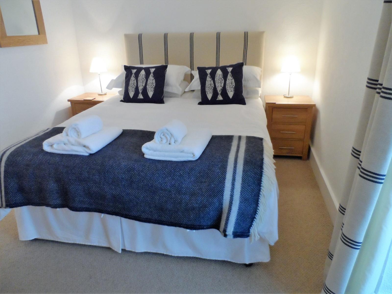 1 Mackerel Building, Porthleven | Aspects Holidays